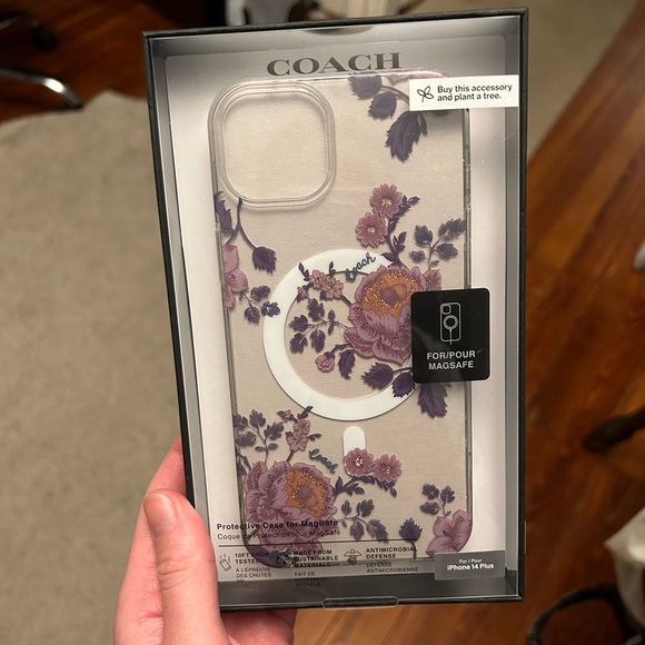 Coach | Cell Phones & Accessories | Coach Iphone 4 Plus Case | Poshmark
